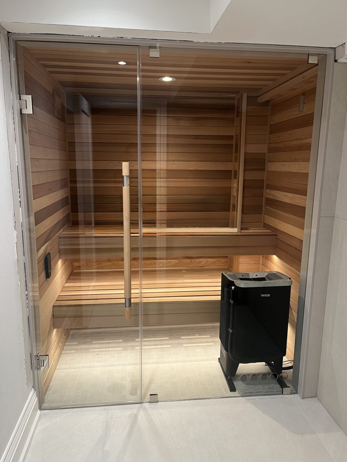 Custom Exterior Glass Railings - Meteor Glass - Glass Contractors Toronto