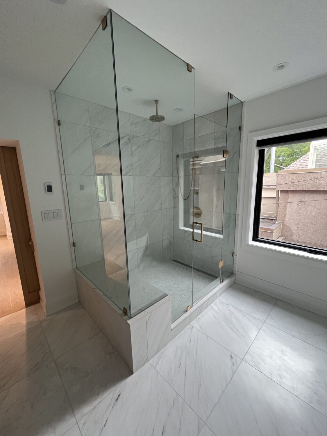 Residential Glass Mississauga - Meteor Glass