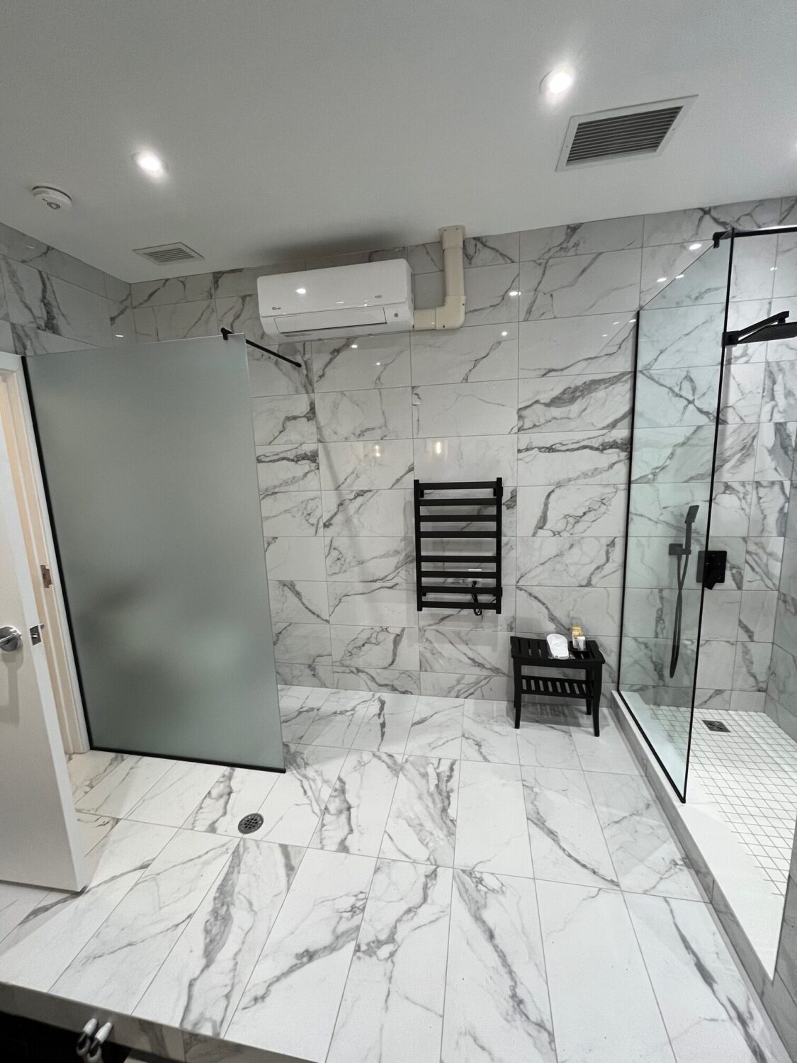 Custom Mirrors Aurora - Meteor Glass